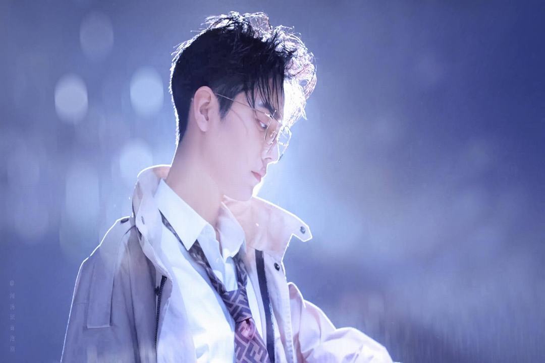 肖战和李现因为一部剧大火,2020年你更看好谁,为什么?