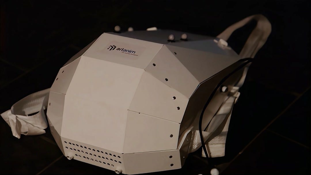 VR技术多人无线大空间定位系统