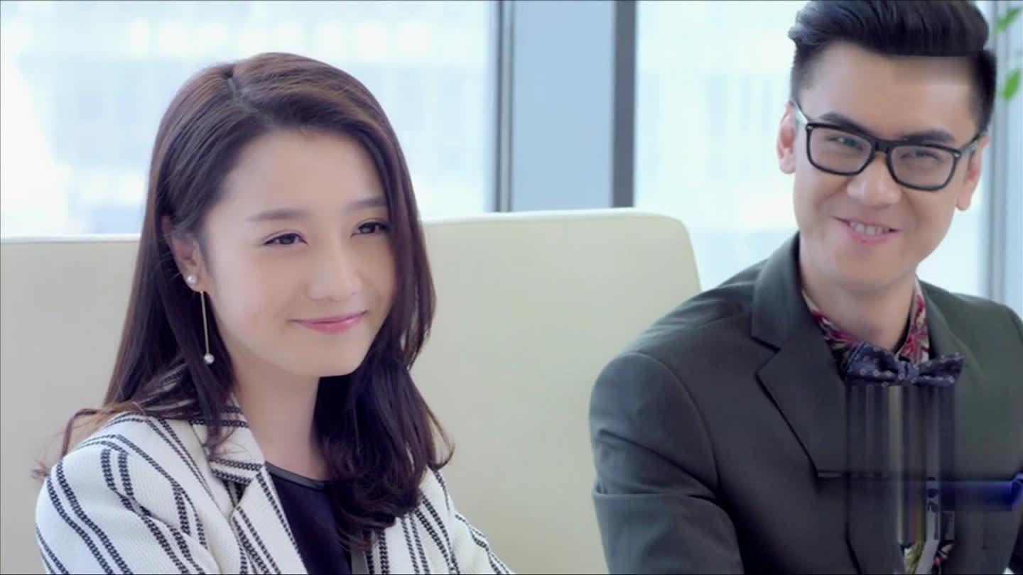 谈判官:童薇向大家讲述此次案例成功的经验,将客户放在同伴位置