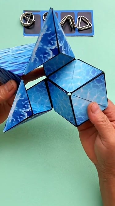 学霸都在玩的几何磁力魔方,超级有趣!你知道什么原理吗?