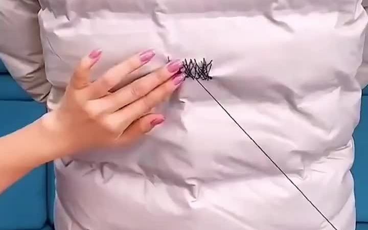 家里的羽绒服破了不要扔,用这羽绒服补丁贴 ,贴一下就漏了