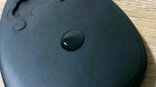 还有人不知道用砚台磨墨是怎么磨的吗,书法大师特意演示了一下,看着...