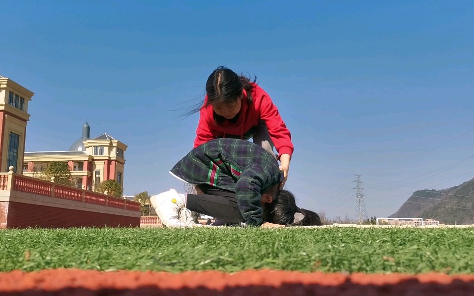 【前滚翻教学】我是认真的!