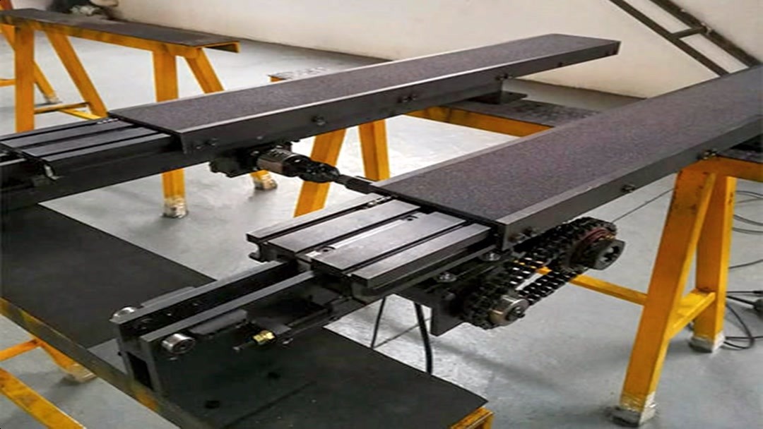 设计一台带自动伸缩货叉的双丝杆升降机,这些你的会!