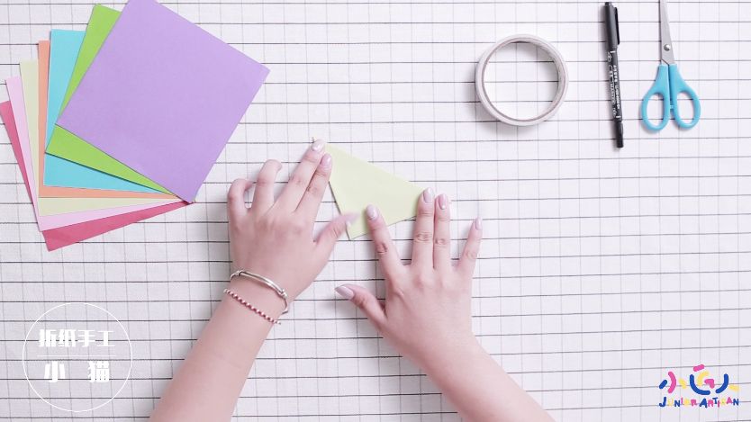 宝妈超可爱立体小猫折纸法,小猫手工制作DIY教程图解