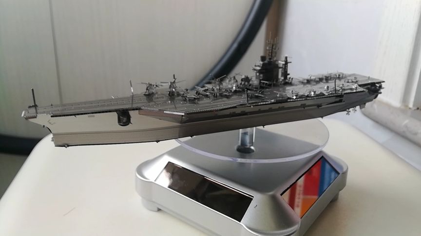 今日完成企业号核动力航母模型,期待我国也能有这样的重器