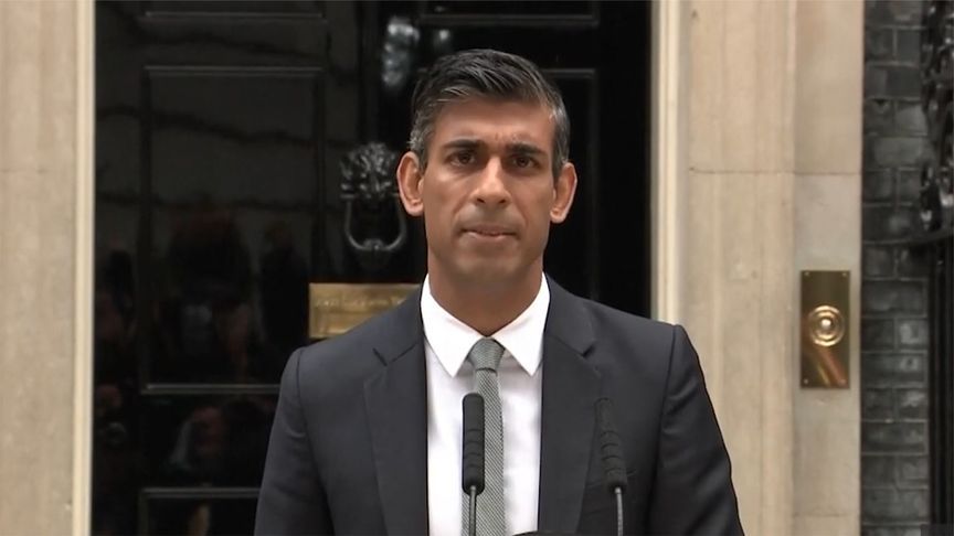 苏纳克发表就职演讲:直言特拉斯"犯错",大夸约翰逊"丰.