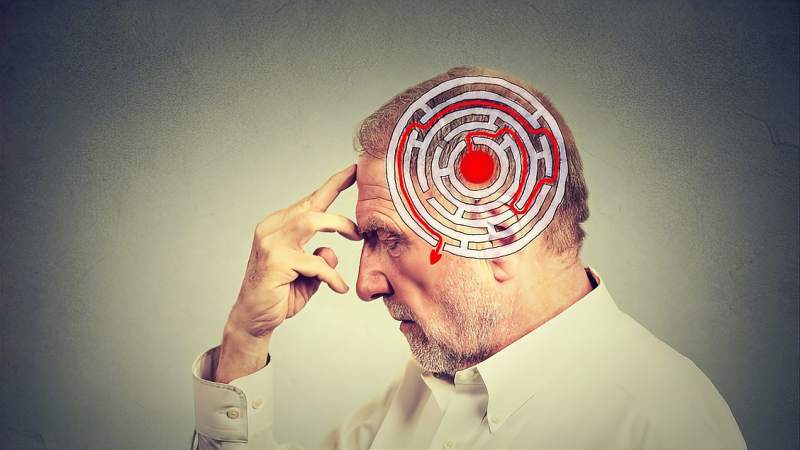 脑血管堵塞如何治疗?医生坦言:4个治疗方案了解下