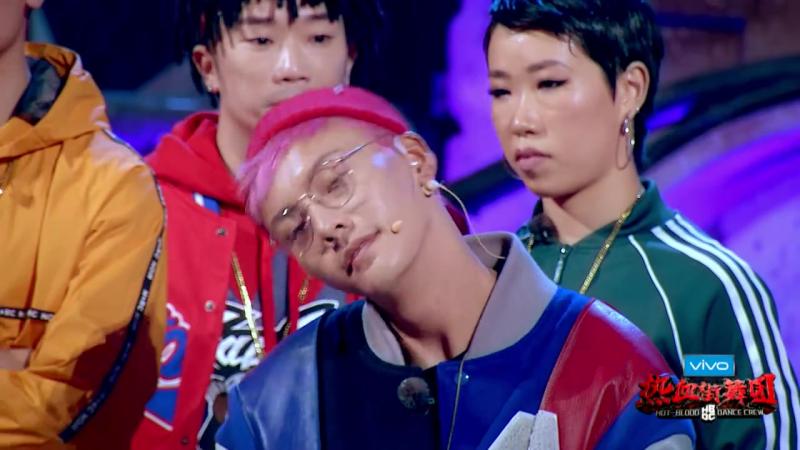 《热血街舞团》【街舞大神】杨凯：高难度地板动作不在话下