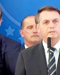 【巴西总统自称可能已感染新冠,曾不戴口罩参加集会,现场咳嗽不停!】...