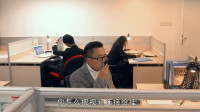 美女和闺蜜拿错房卡,醉酒回到酒店,一开门公司老总竟在床上!