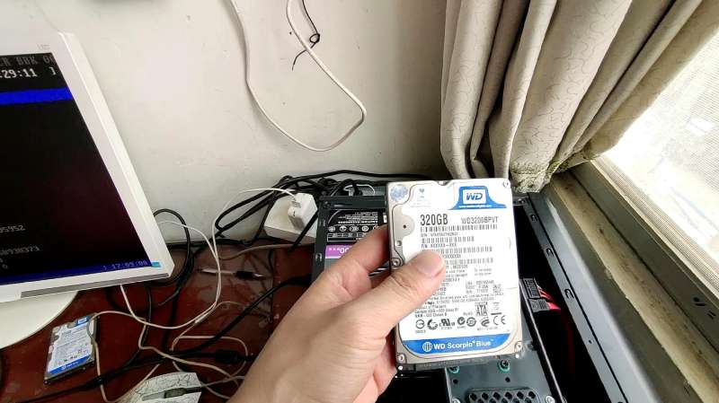 回收一台台式机,教大家怎样知道硬盘的好坏