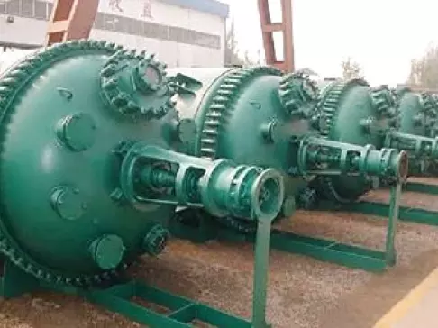 搪玻璃反应釜_标清