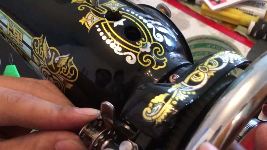 贾太尉的绣花针-老式缝纫机绕线器使用