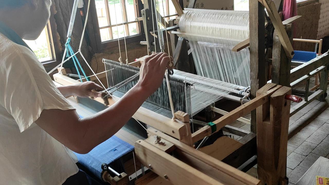 古老的蚕丝纺织工艺,洛阳丝绸之传承!