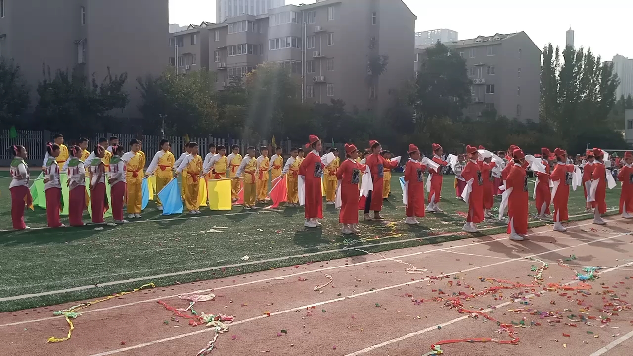 【神仙打架低龄版】新区小学运动会开幕式表演8(无剪辑,介意勿看)