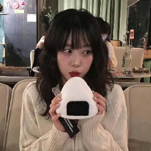 不是不是橙子酱 