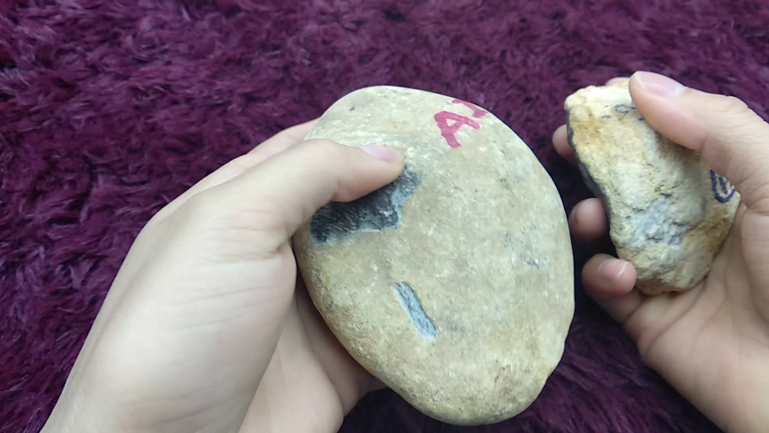 皮壳对比:翡翠入门基础,学会就已成功了一半。