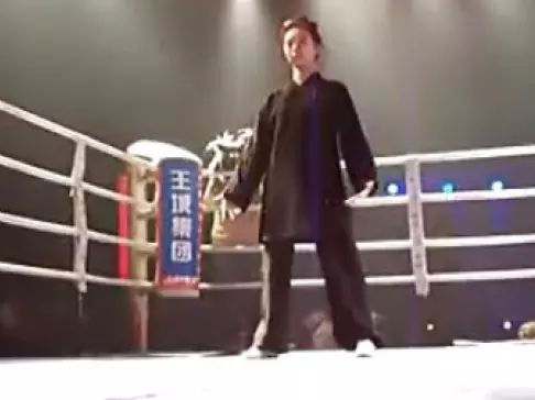 贺院长带队参加2011年武林风洛阳站表演(精简版)