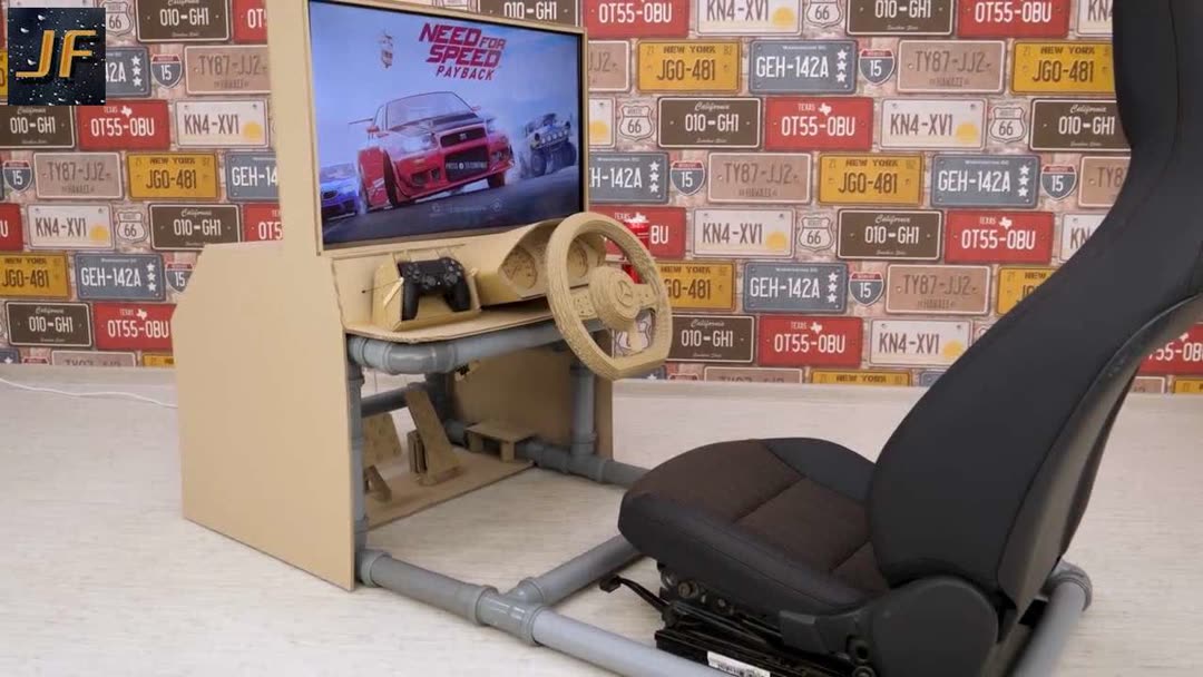 太酷了!如何制作模拟赛车驾驶舱适用于任何游戏的控制台