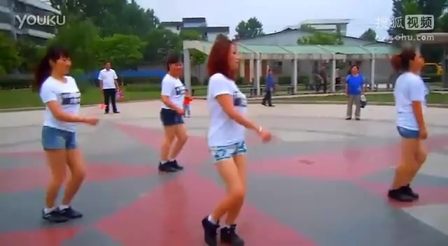 学跳幼儿童小学生兔子舞蹈广场舞教学视频分解动作下载8步9步16步...