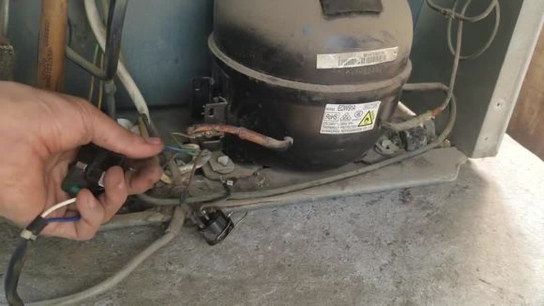 冰箱压缩机不启动 不要着急更换 师傅教你这个方法 多数可以修好