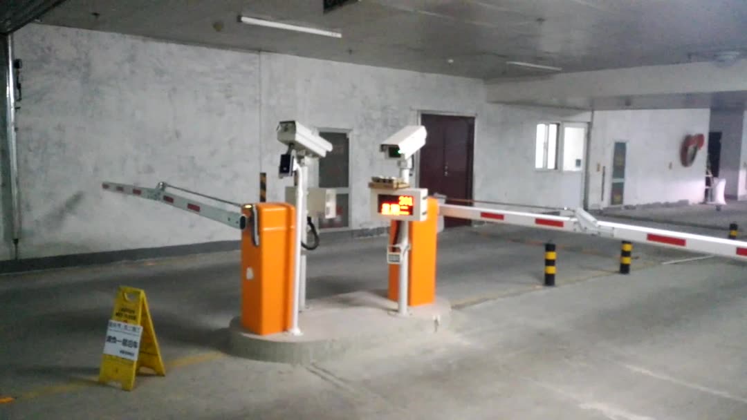 易泊停车场管理系统现场视频