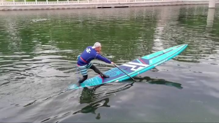 大力桨板视频教学:绕标技巧4-1正身彩虹外扫桨!