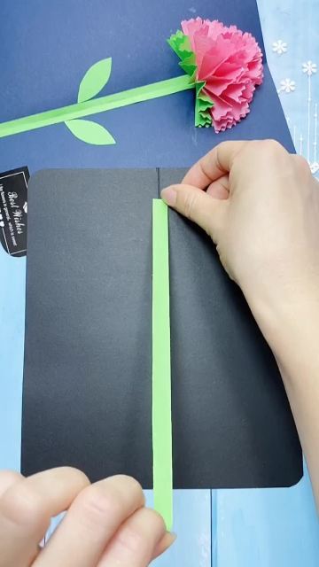 康乃馨贺卡,永远的经典,制作很简单,送老师毕业礼物、妈妈生日礼物的.