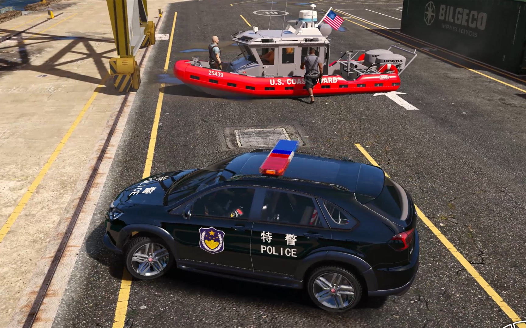 GTA5警察模拟:嫌疑人想开船逃跑 比亚迪特警车辆紧急前往