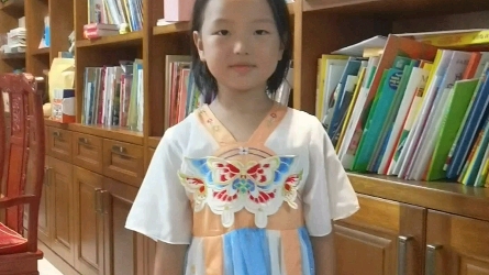 大家好,我是长沙市实验小学的中外人文交流小使者杨焉然,今天分享的...