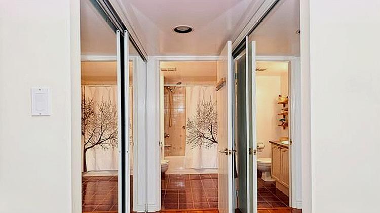 家里厕所门,留意不能对着3个地方,不是迷信,早知道才好