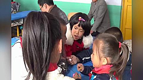 北师大版小学一年级数学上册六认识图形我说你做-吕老师(配视频课件...