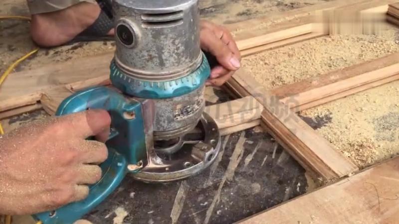 木工制作视频:原木门榫槽连接工艺,大家知道吗?