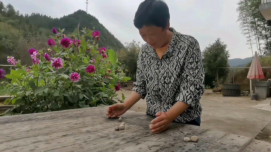 怀旧经典传统游戏.抓石子