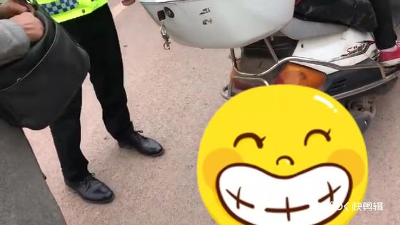 安全头盔一定要带,不要放后备箱当摆设