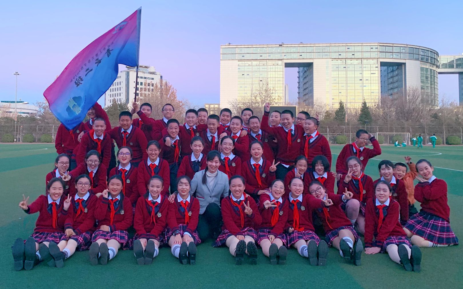 【上地实验学校】青云二班抗疫宣传片-心系家国,少年担当