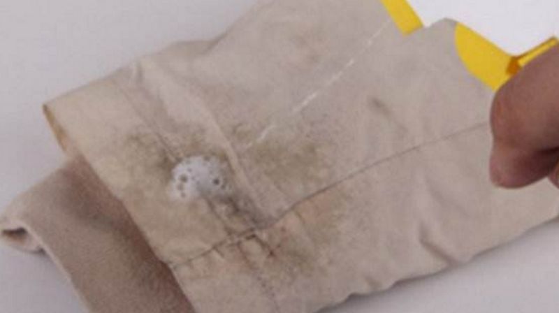 羽绒服上的油渍难清理?教你快速去污渍的方法,太实用了