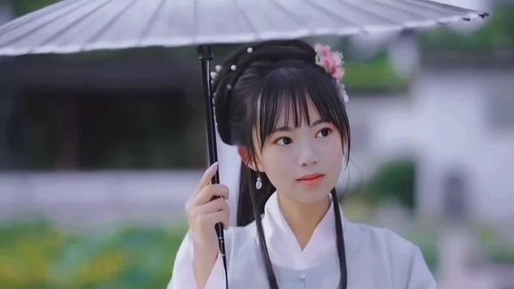 #古风歌曲 有位姑娘映入眼眶 娇小玲珑的模样 …