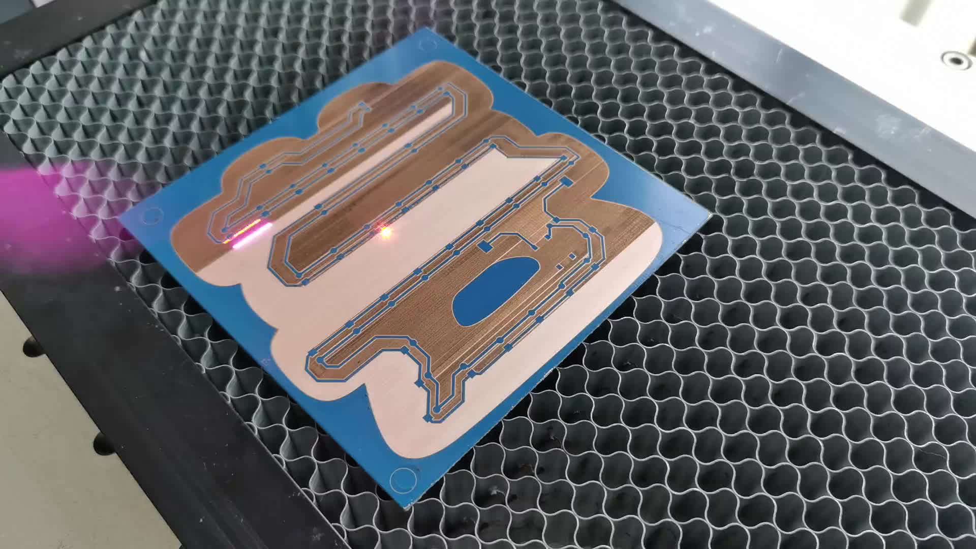 光纤雕刻PCB布线测试