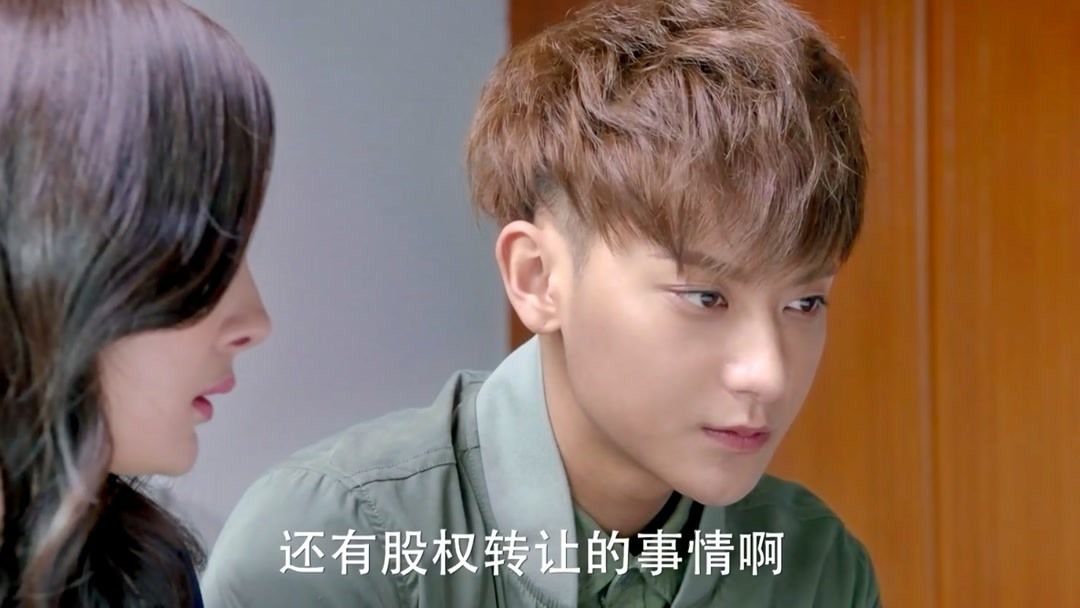 偶然发现一部黄子韬主演的偶像剧《谈判官》,里边造型简直帅呆了