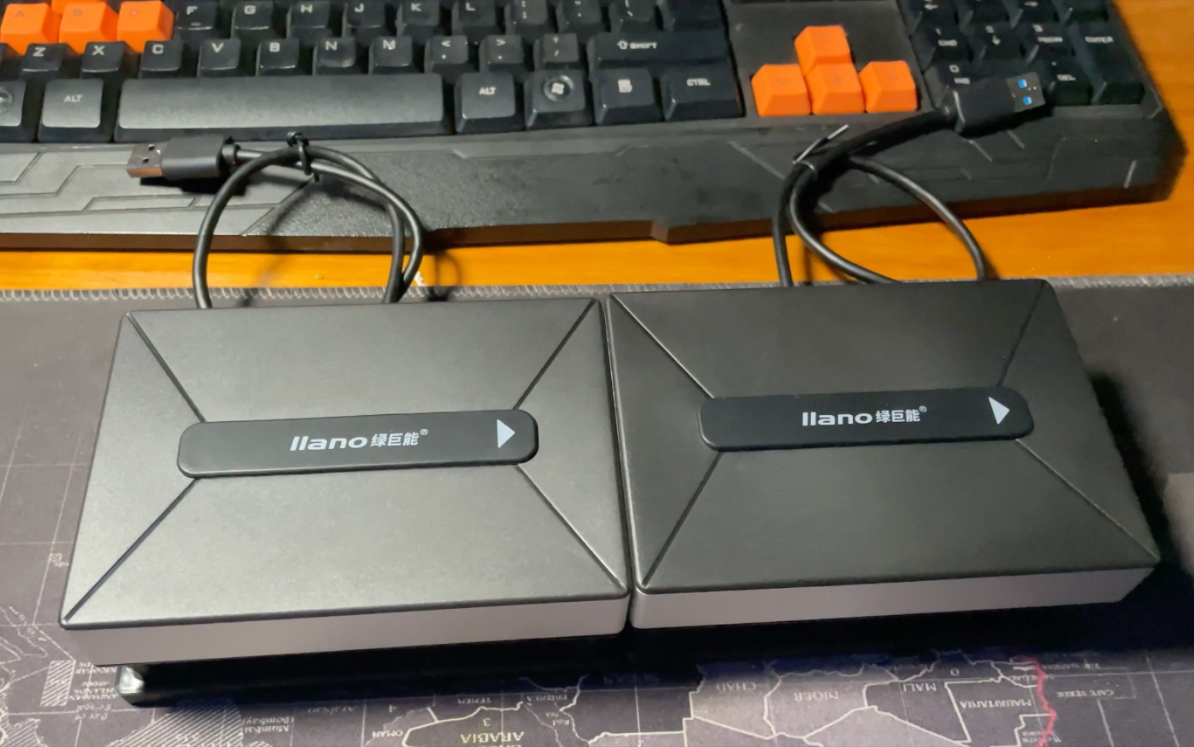 llano 绿巨能 2.5HDD USB 3.0 硬盘底座 型号:LJN- YPZ01 (伸缩款)拆箱...