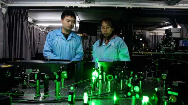 中国量子计算原型机九章问世:比最快超级计算机快一百万亿倍