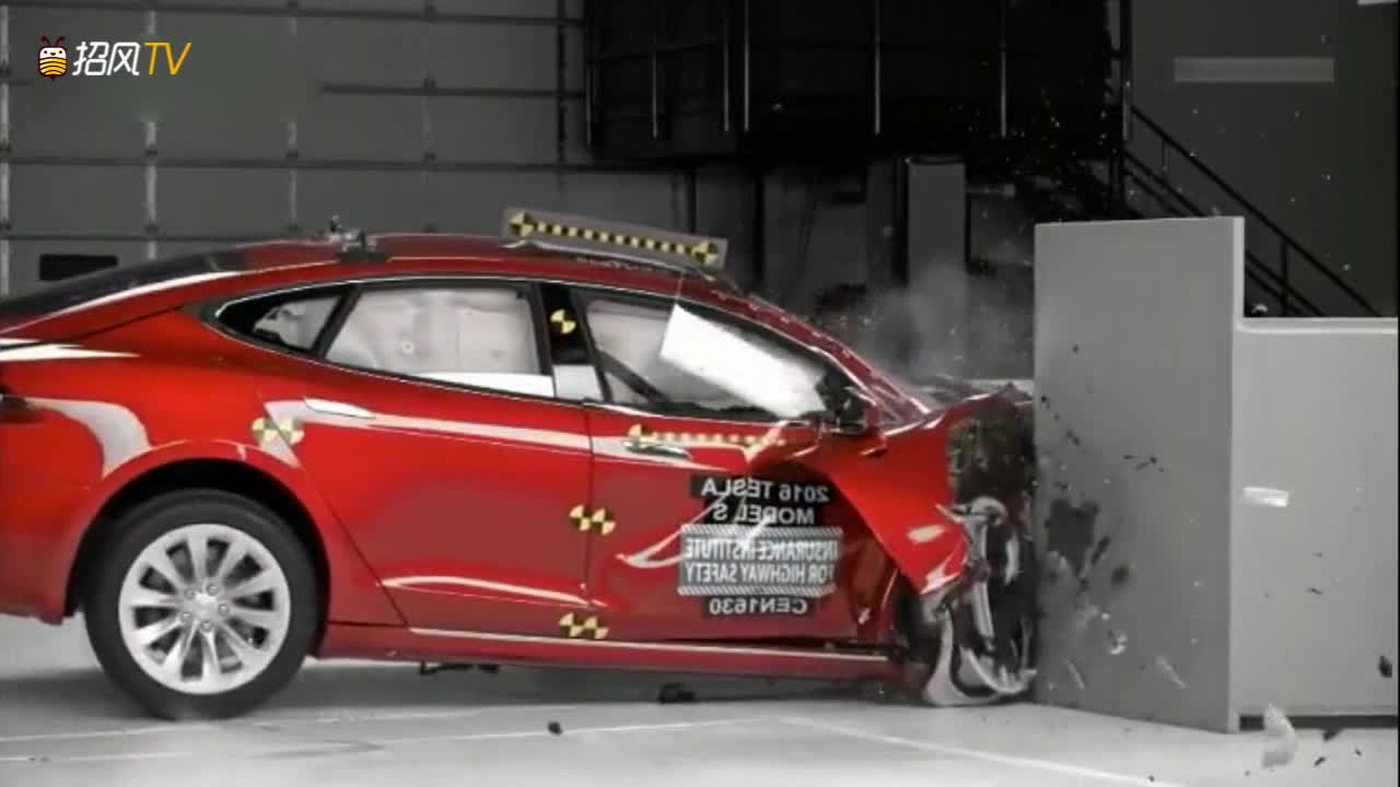 汽车的五星碰撞测试,这撞击力度也太恐怖了吧