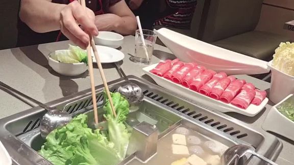 #创作灵感 #美食打卡 ,再次品尝海底捞美食兼享受优质的服务