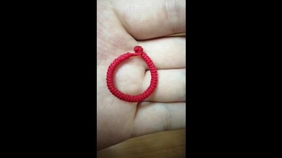 本小店的产品纯手工编红绳子金刚结绳子戒指