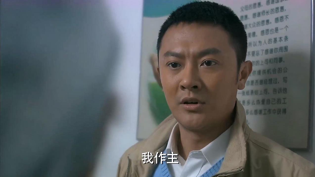 产妇大出血情况危急,丈夫不在场,他签字保大人还主动献血