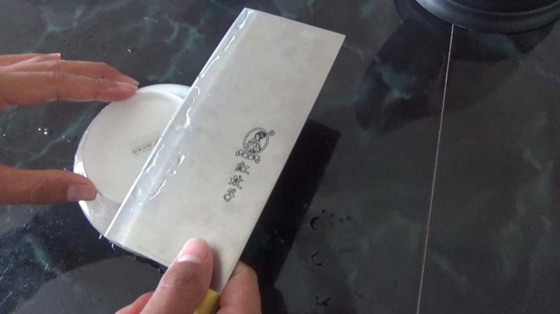 菜刀钝了不用急,30年老厨师教你一招,只需一分钟,锋利如新刀