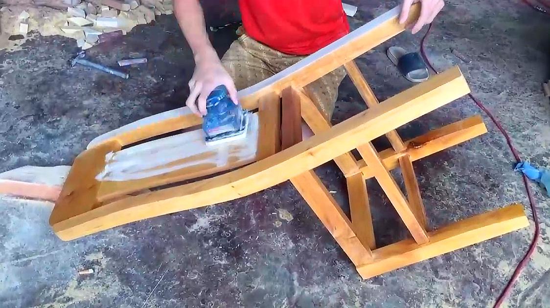 木匠工艺:实木板凳制作过程,此视频解开我许久疑惑