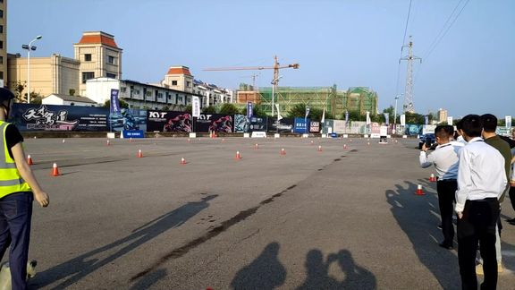 第七代伊兰特FCA前防碰撞预警制动系统